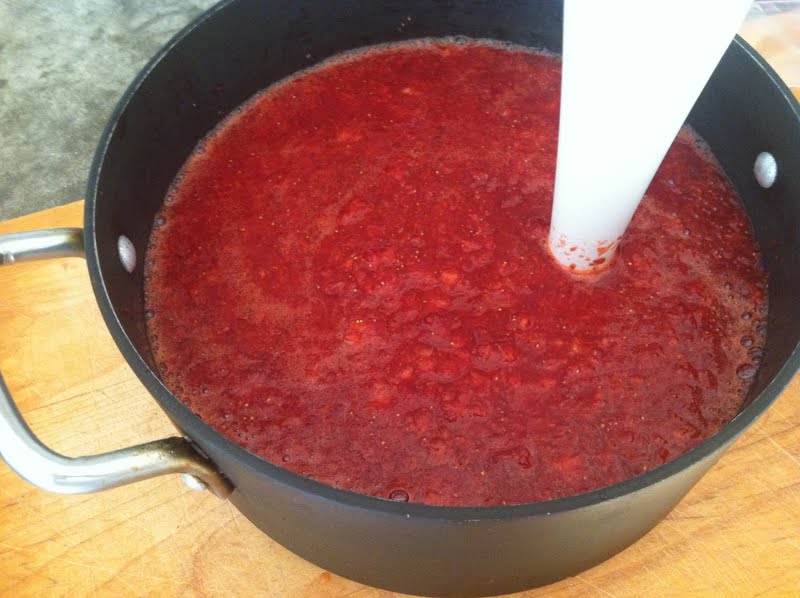 Tagan's Kitchen: Strawberry Jams - The Best I've Ever Had