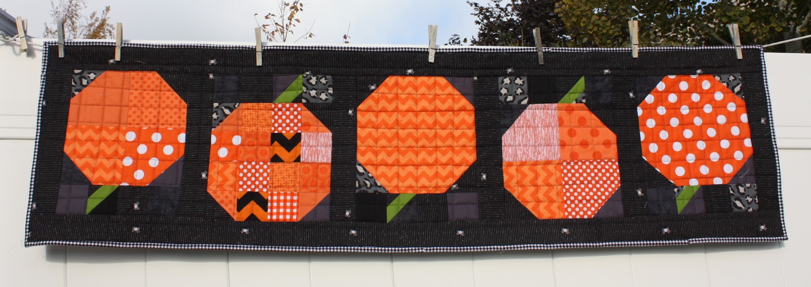 Patchwork Pumpkin quilt tutorial - Diary of a Quilter - a quilt blog