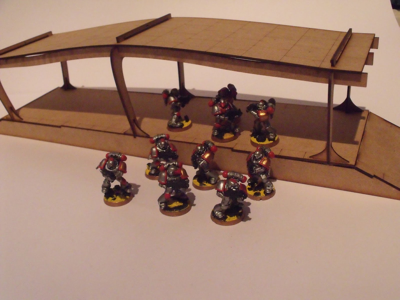 Limited Edition Warhammer models: wargame model mods - MDF buildings