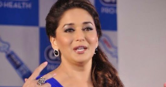Madhuri Dixit Cleavage Cleavage Revealed At Oral B Event