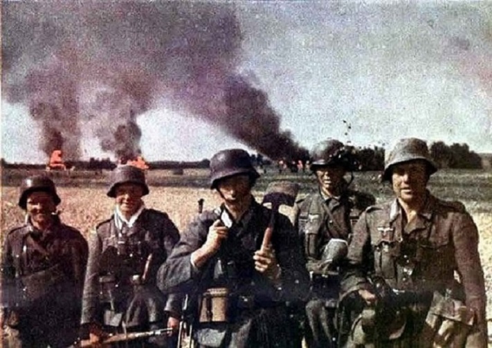 World War II in Pictures: Color Photos of World War II Part 10: Soldiers