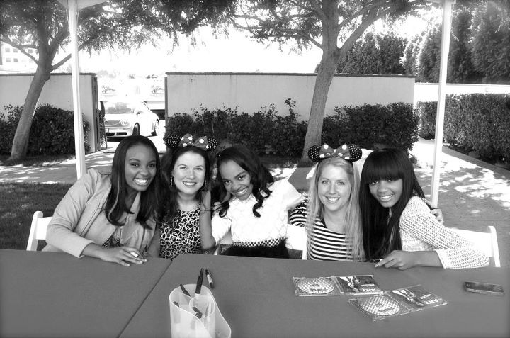 Disney Sisters: Celebrating Sisters Day