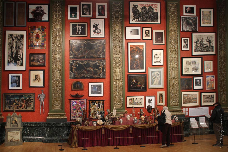 Public Art in Chicago: Morbid Curiosity: The Richard Harris Collection ...