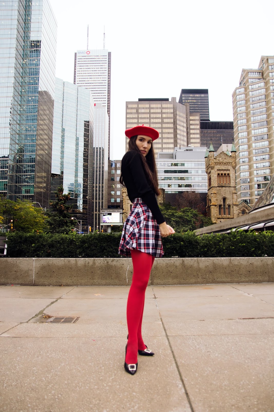 Plaid In the City | Carolina Pinglo