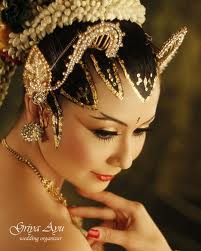 Contoh Tata Rias Wajah: Rias Pengantin Yogyakarta