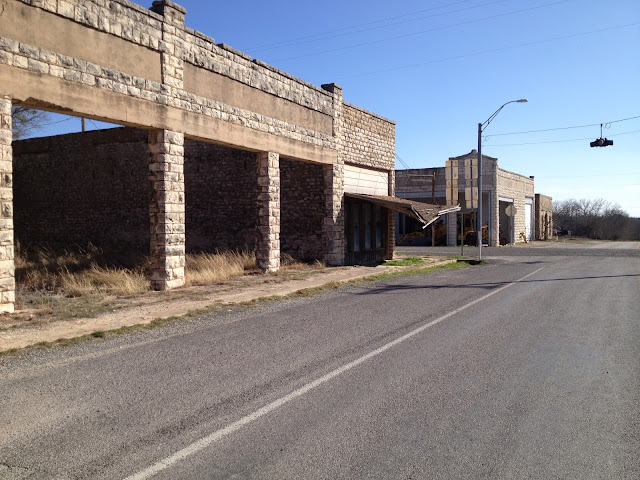 Texas Small Town Adventures: Welcome to Carlton, Texas!