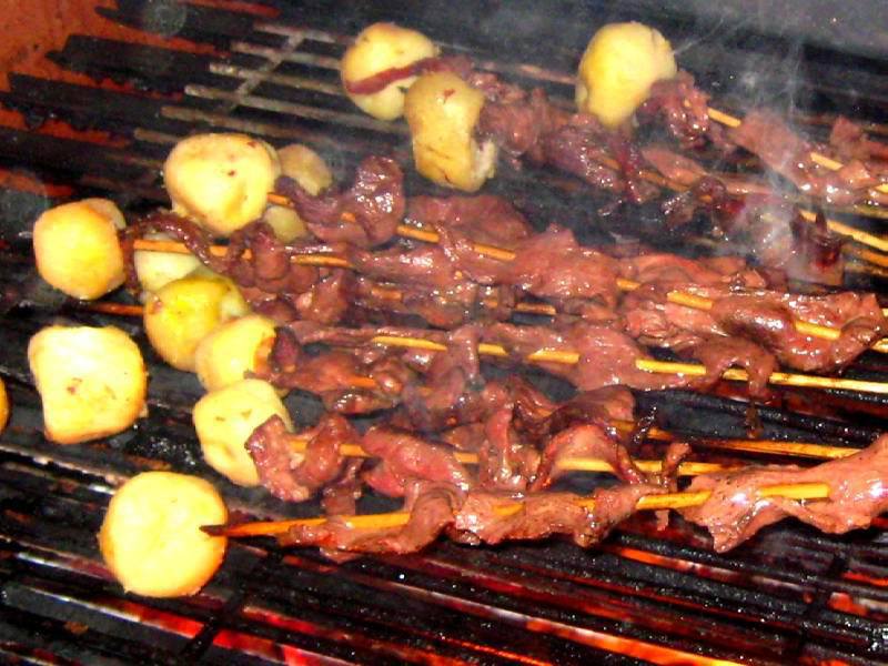 Como preparar los Riquísimos Anticuchos | Cochabandido