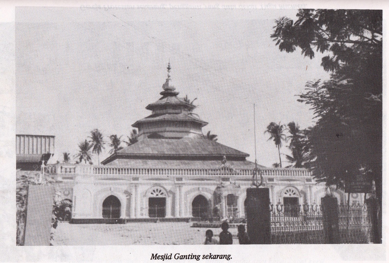 Foto-Foto Bangunan Bersejarah di Kota Padang ~ Pesona Minang Kabau Foto-Foto Bangunan Bersejarah di Kota Padang ~ Pesona Minang Kabau