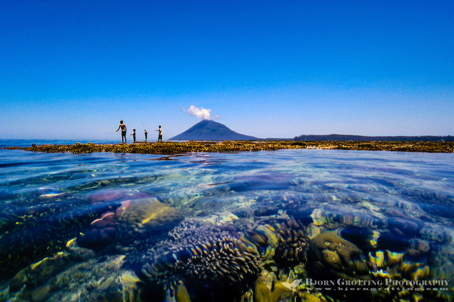 Taman Nasional Bunaken - Perumperindo.co.id