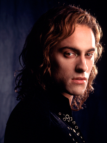 Lestat de Lioncourt - vampiro