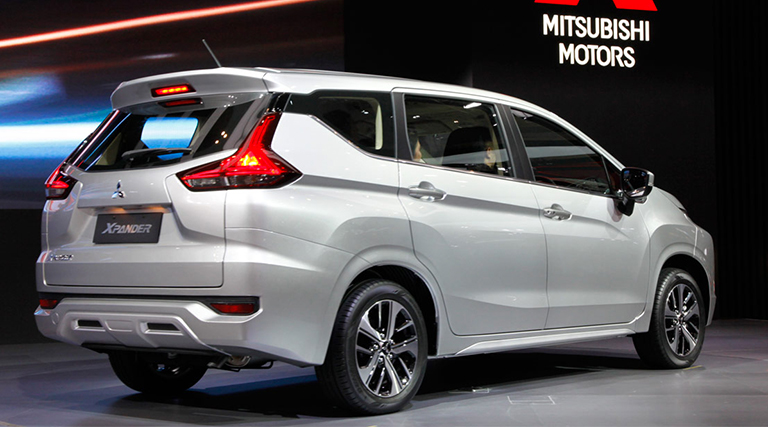 Mitsubishi Xpander vs Toyota Rush, Duel Beda Kelas!