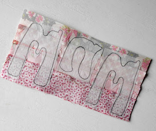 The Patchsmith: MUM Mug Rug Tutorial