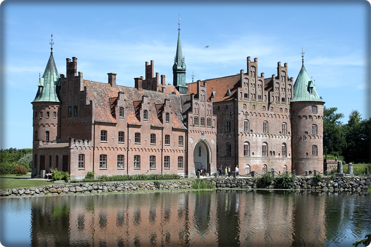 Kristallinhohtoa: Tanskan linnat