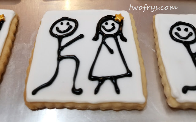 Two Frys: Engagement Stick Figure Cookies
