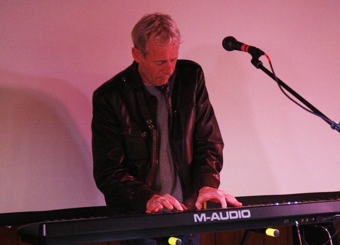 electronic music: Steve Jolliffe - I really believe everybody should ...