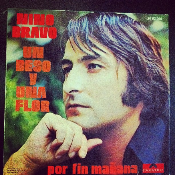 Nino Bravo - Un beso y una flor (1972)