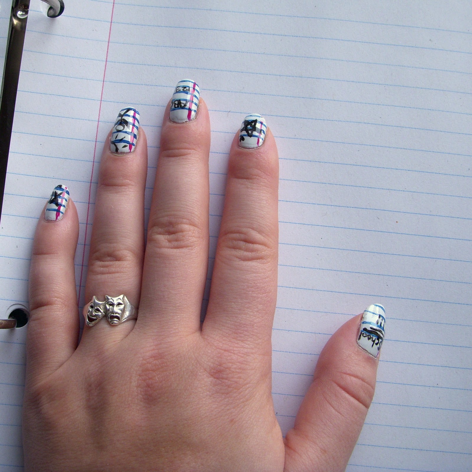Quixii's Nails: 09/23/12 - Notebook/Back to School Nails