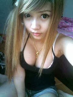 Gadis Cantik Indonesia Yang Punya Hobi Bugil Ditempat Umum | For Dejavu