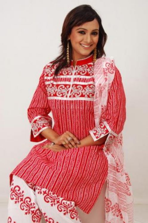 Super Star Model: Bangladeshi TV Actress Bindu Attractive Pictures