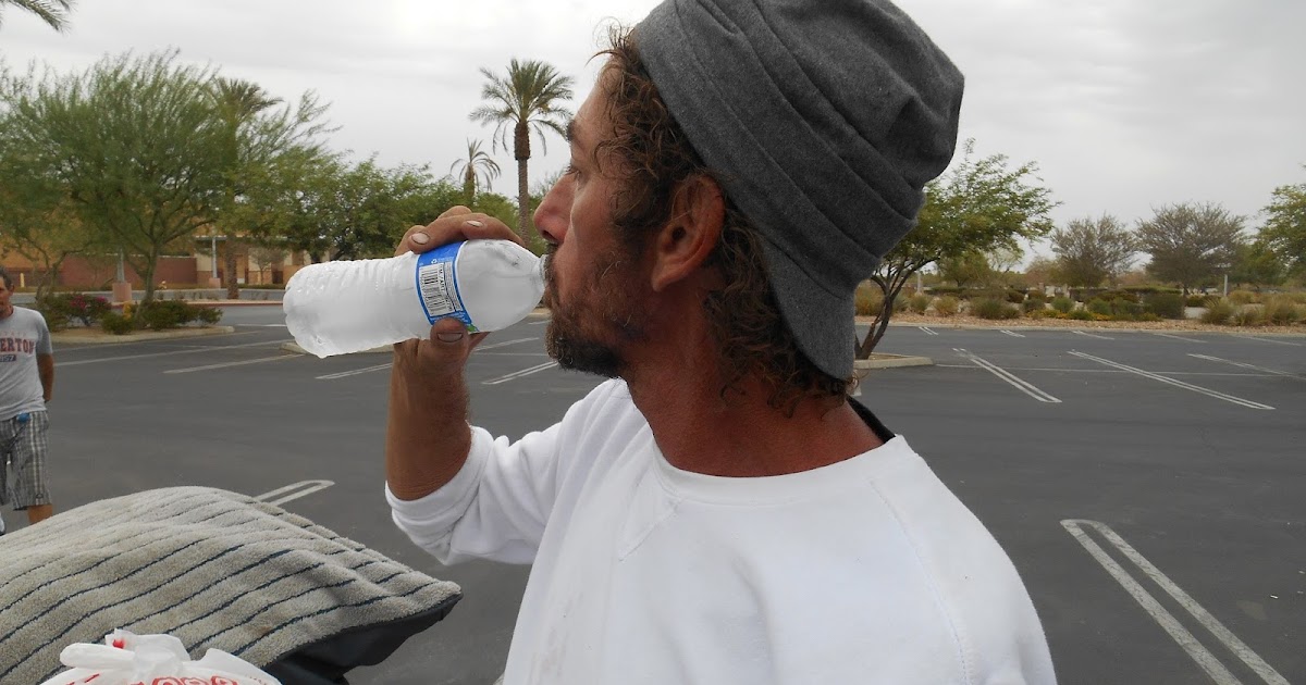 Homeless in America: DELIVERY OF 100S OF FROZEN WATER BOTTLES TO ...