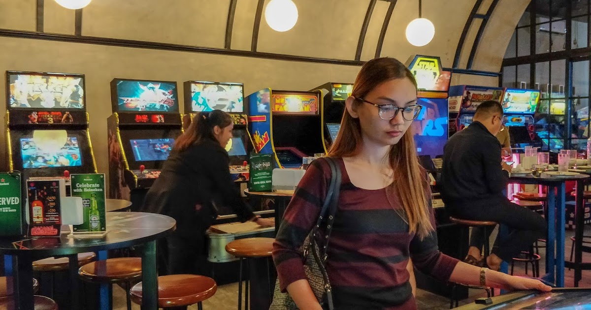 Embracing the Weird: Party and Play at Versus Barcade