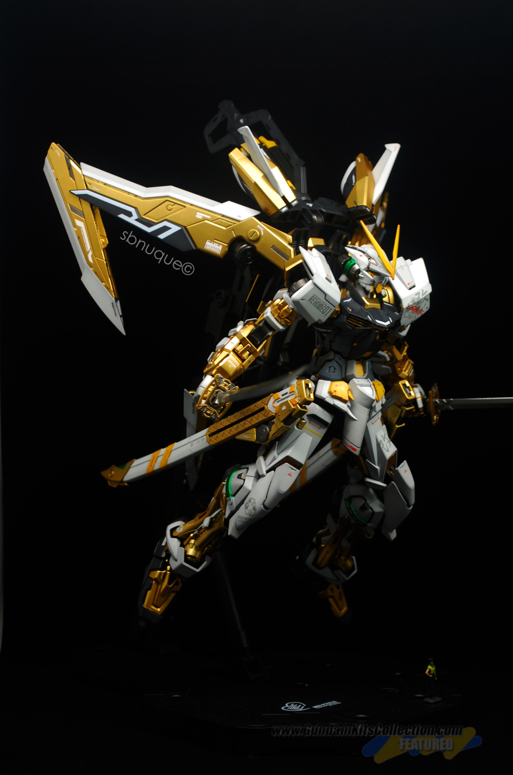 Painted Build: MG 1/100 Gundam Astray "Gold" Frame Kai