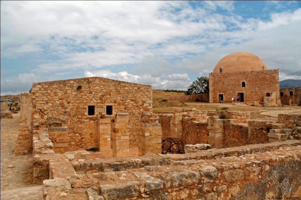 Muito além do Turismo: Creta - Grécia