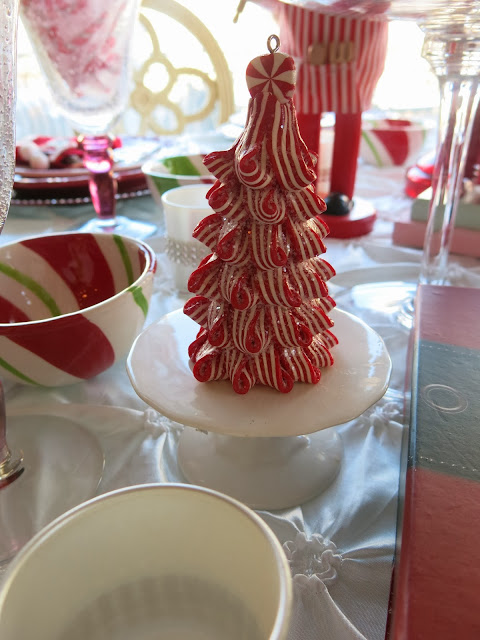 Candy Land Christmas Morning Table - Purple Chocolat Home