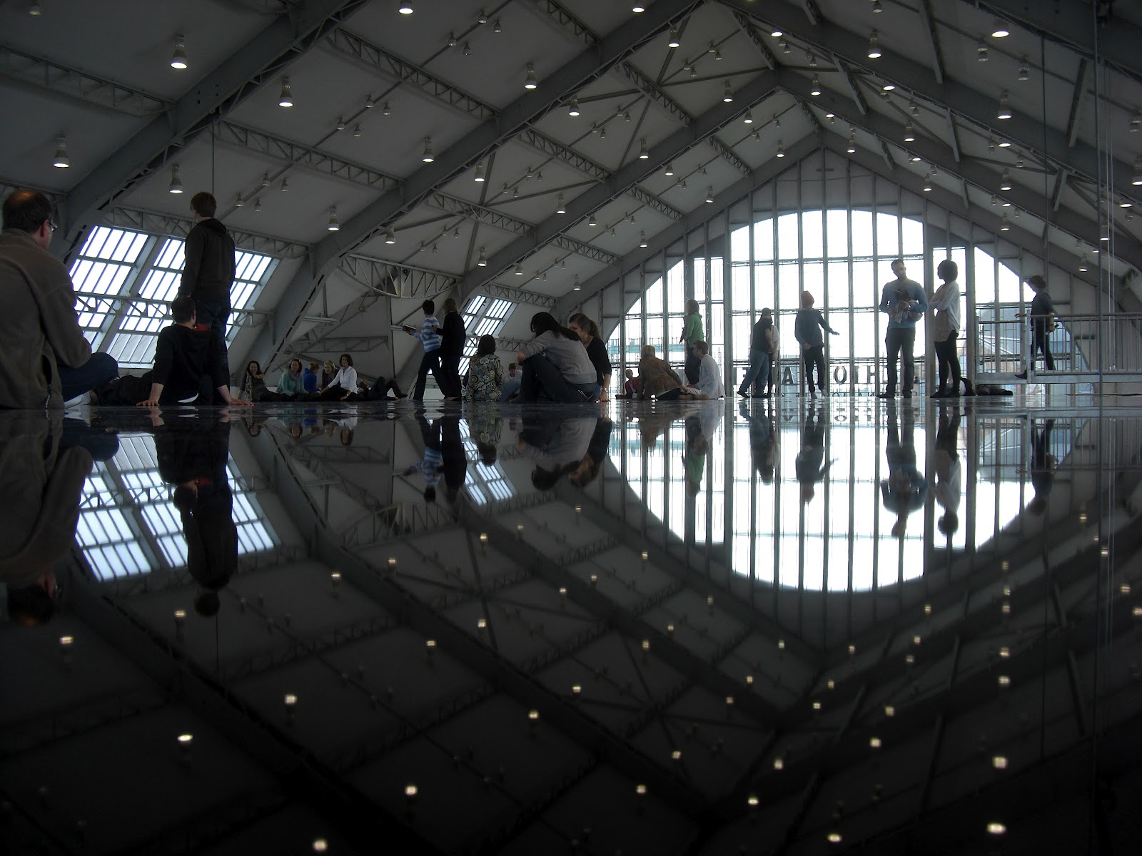 Kunstletter: Horizon Field Hamburg