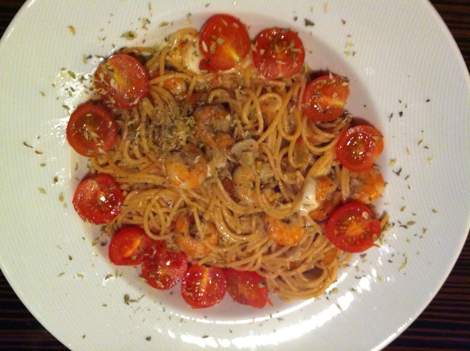 Lifestyle Me: Spaghetti Picante com Gambas e Tomate Cherry