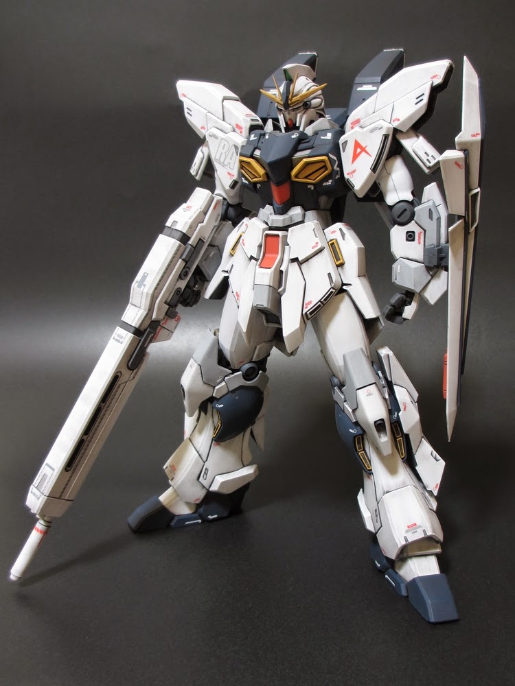 RX-96 Hi-ν Gundam (Gundam UC [Unicorn] ver.) - Custom Build