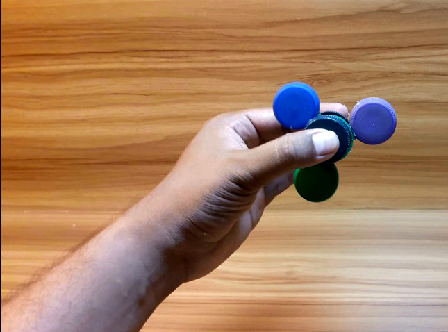 Diy Fidget Spinner WITHOUT BEARINGS using Bottle Caps l Homemade ...
