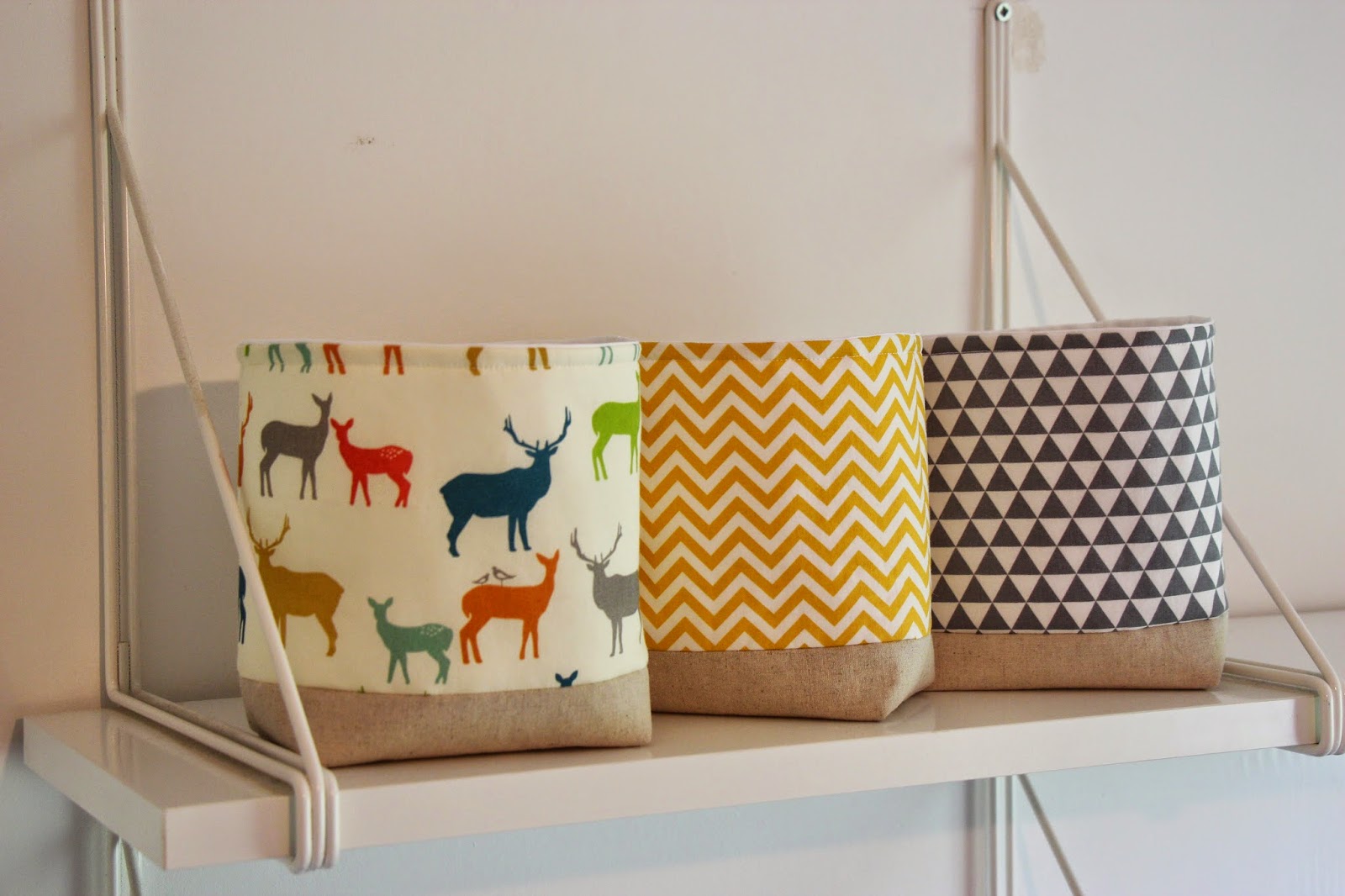 a crafty hen: More Storage Baskets in New Designs