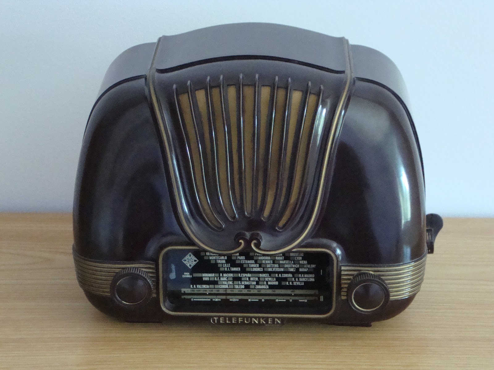 GALENUS: 91 - RADIOS EUROPEAS (Europen Radios )