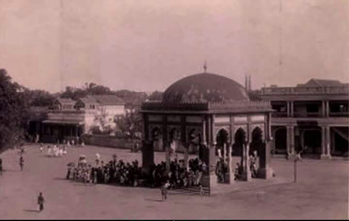 Vijayanagaram Fountain, Mount Road 1895