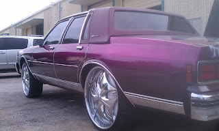 PHOTOGRAPHY BY MIAMIEARL: Box Chevy LS Bougham on 26" DUB Esinem Floaters