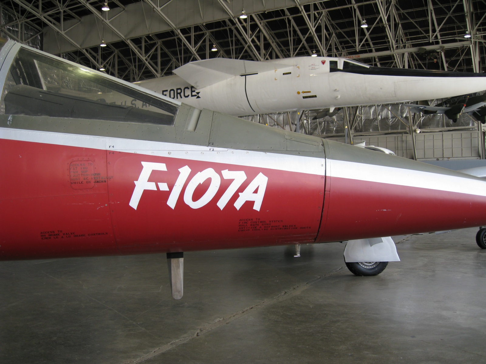 vanveken's blog: North American YF-107A Ultra Sabre Walk Around