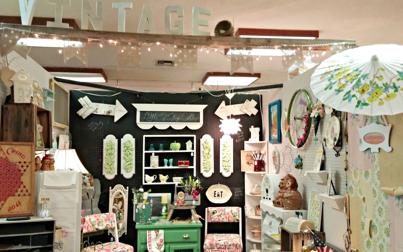 Quick Makeovers and a Booth Update - Little Vintage Cottage