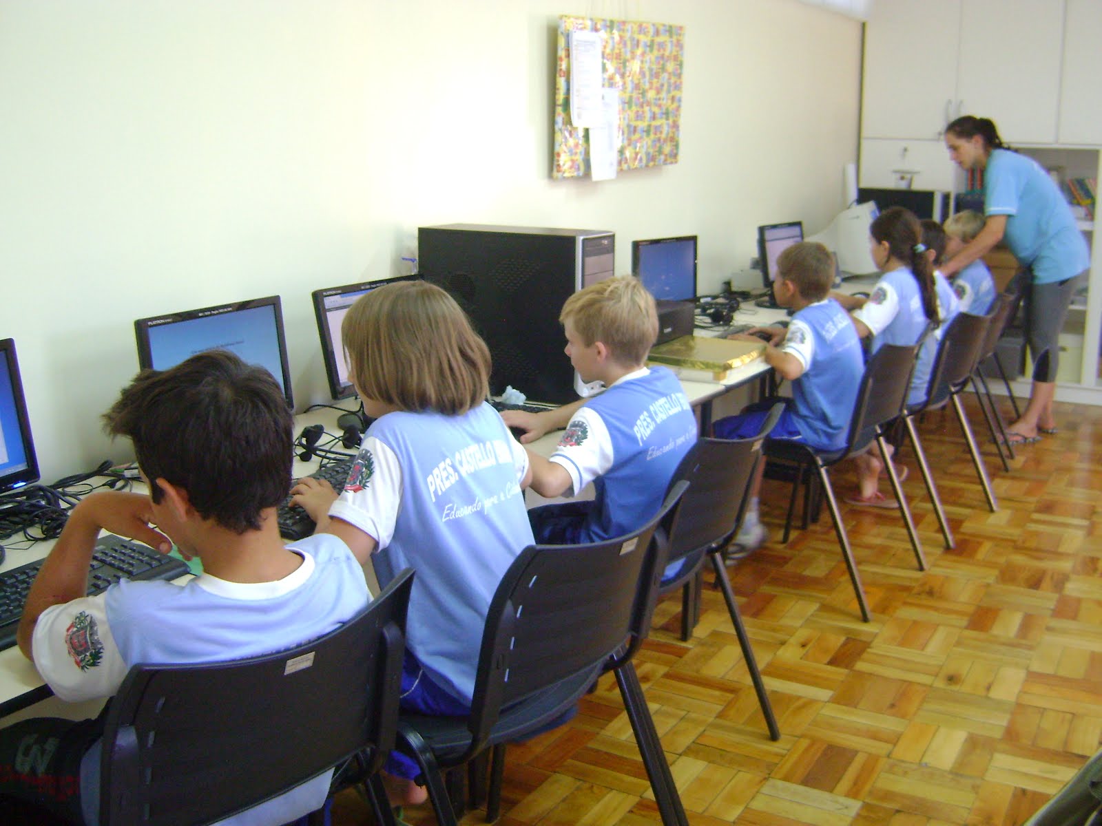 Escola Municipal Taquaral : Aulas de informática na escola contribuem ...