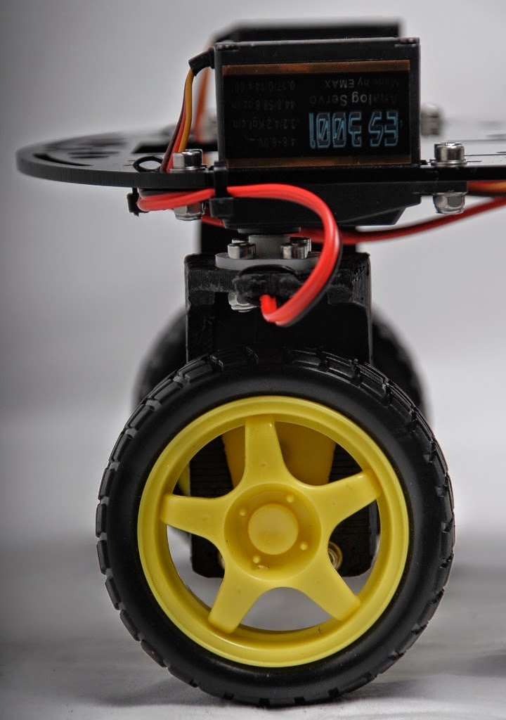 Andromina robot V.2.0: Robot Andromina ON ROAD v.1.2. (Arduino robot ...