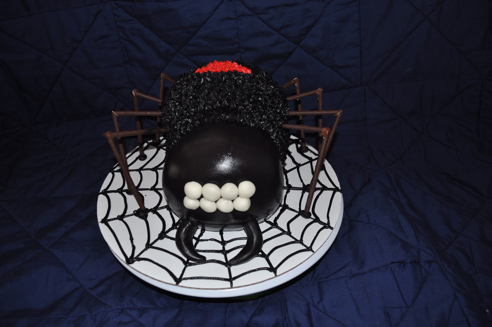 Katie's Cake Creations: BlackWidow Spider Cake