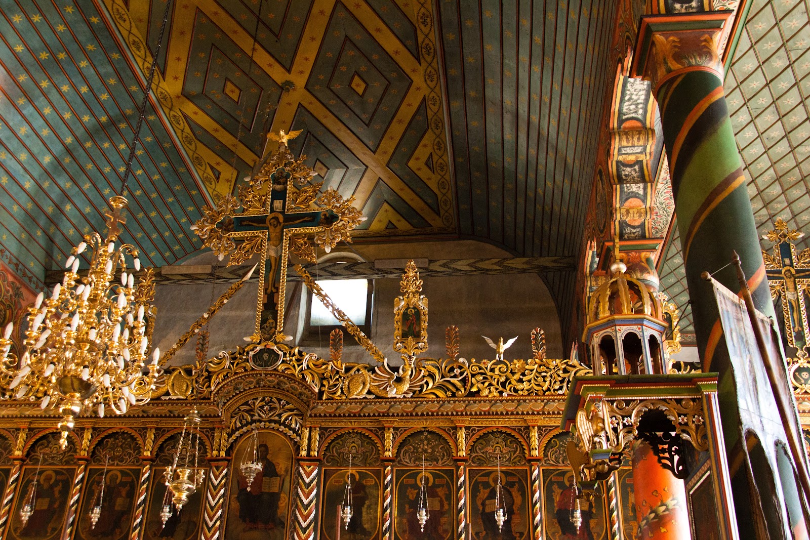 Peach and Thistle: Bulgaria: Holy Trinity Church, or Sveta Troitsa Bansko