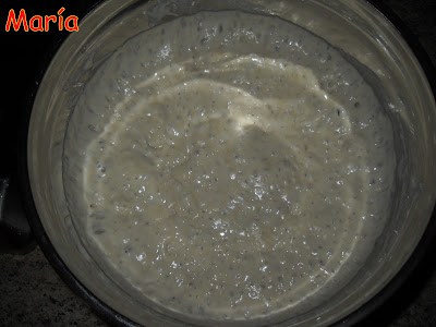 EN LA COCINA: PAN CON SALVIA Y TOMILLO