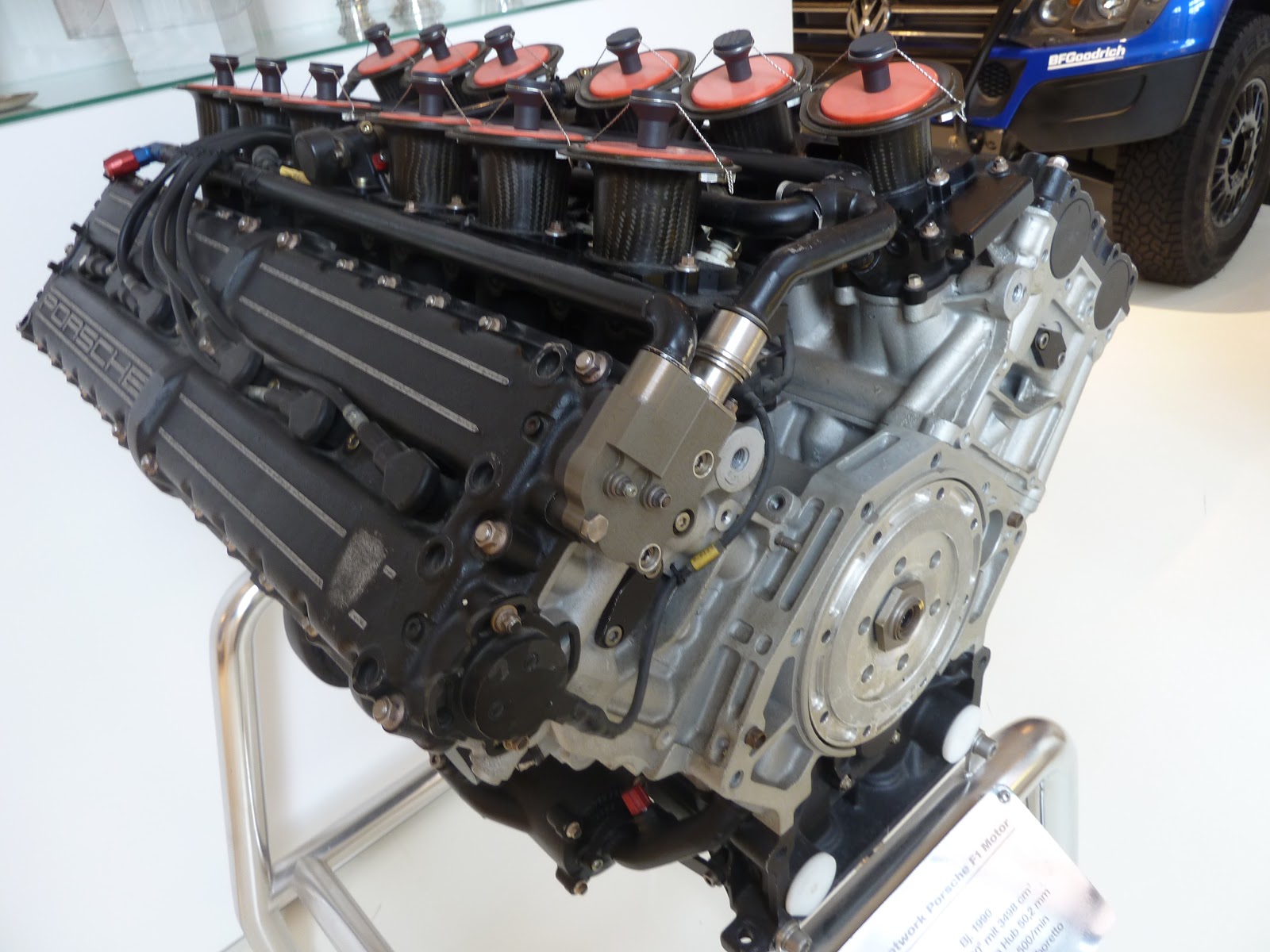 Aaron's VW-1500 Blog: Porsche V12 80' F1 Engine 1990