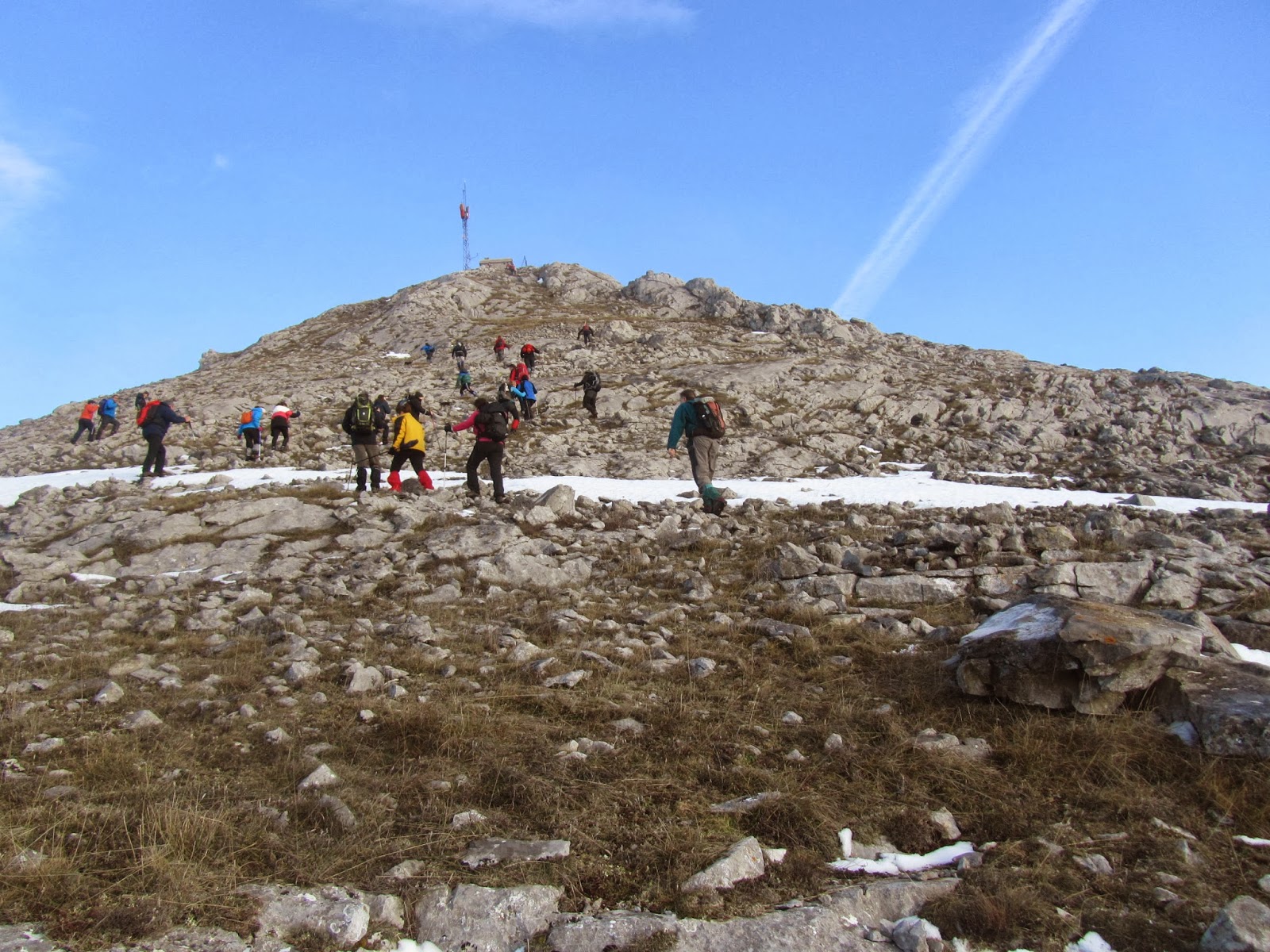 Sensaciones en la cima: PEÑA TREMAYA 1.437 M. - La Reina de la Pernía ...
