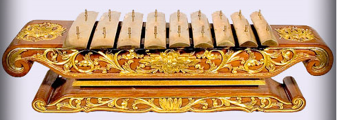 Alat Musik Saron - Tarjopedia