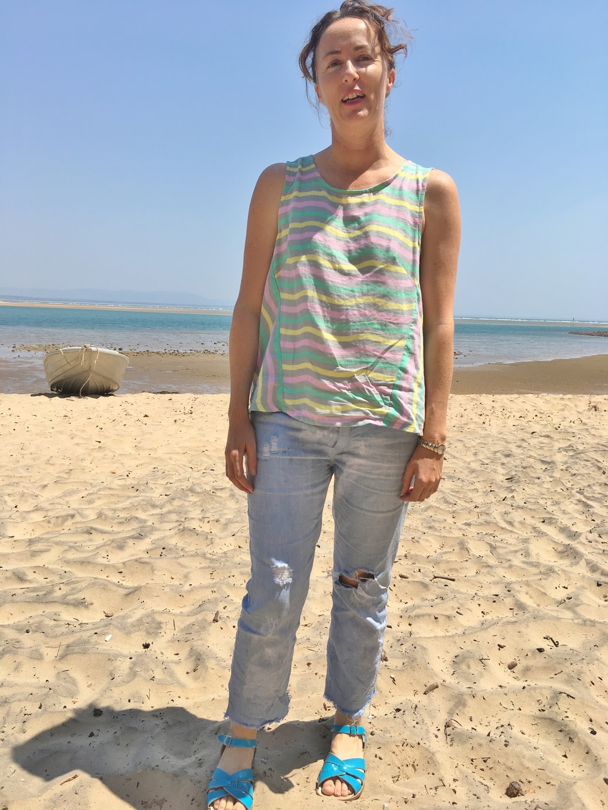 Bloom's Endless Summer: Vogue 9258 loose tank top, twice