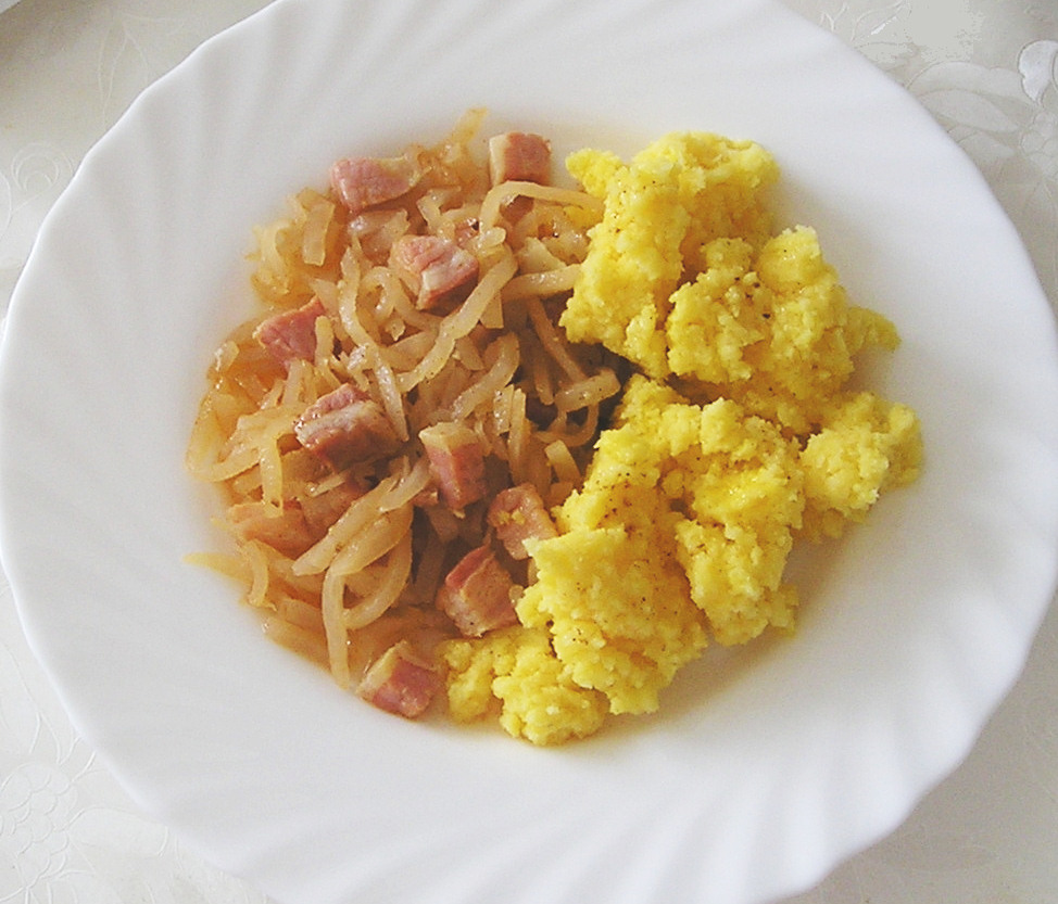 Probaj ovako!: Kisela repa sa špekom i žgancima