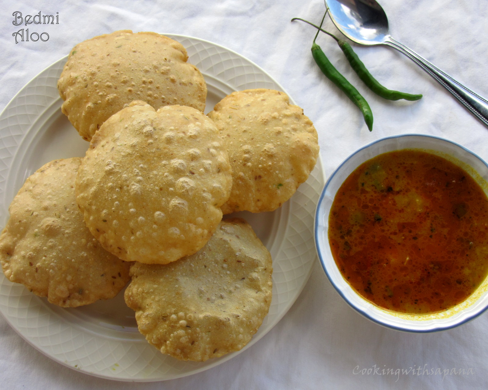 Bedmi Poori aur Aloo - Cooking With Sapana