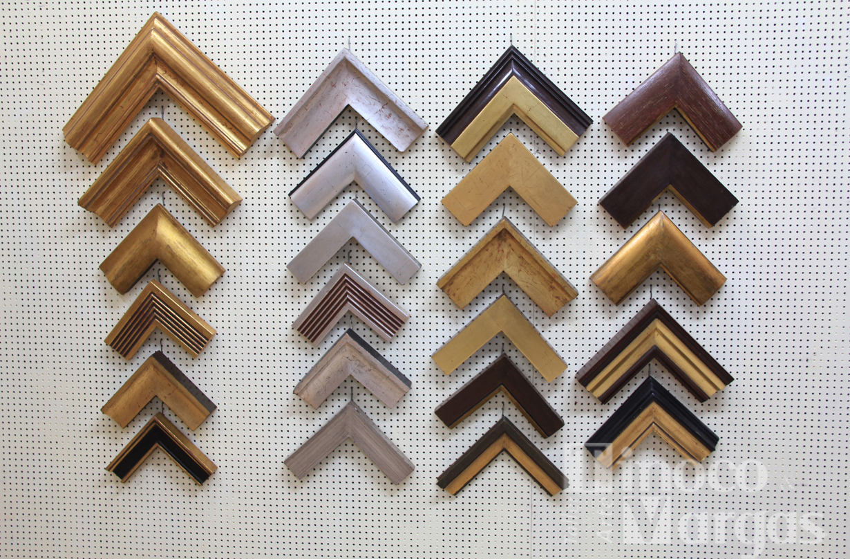 Galería de arte Tinoco y Vargas: Variedad en modelo de marcos